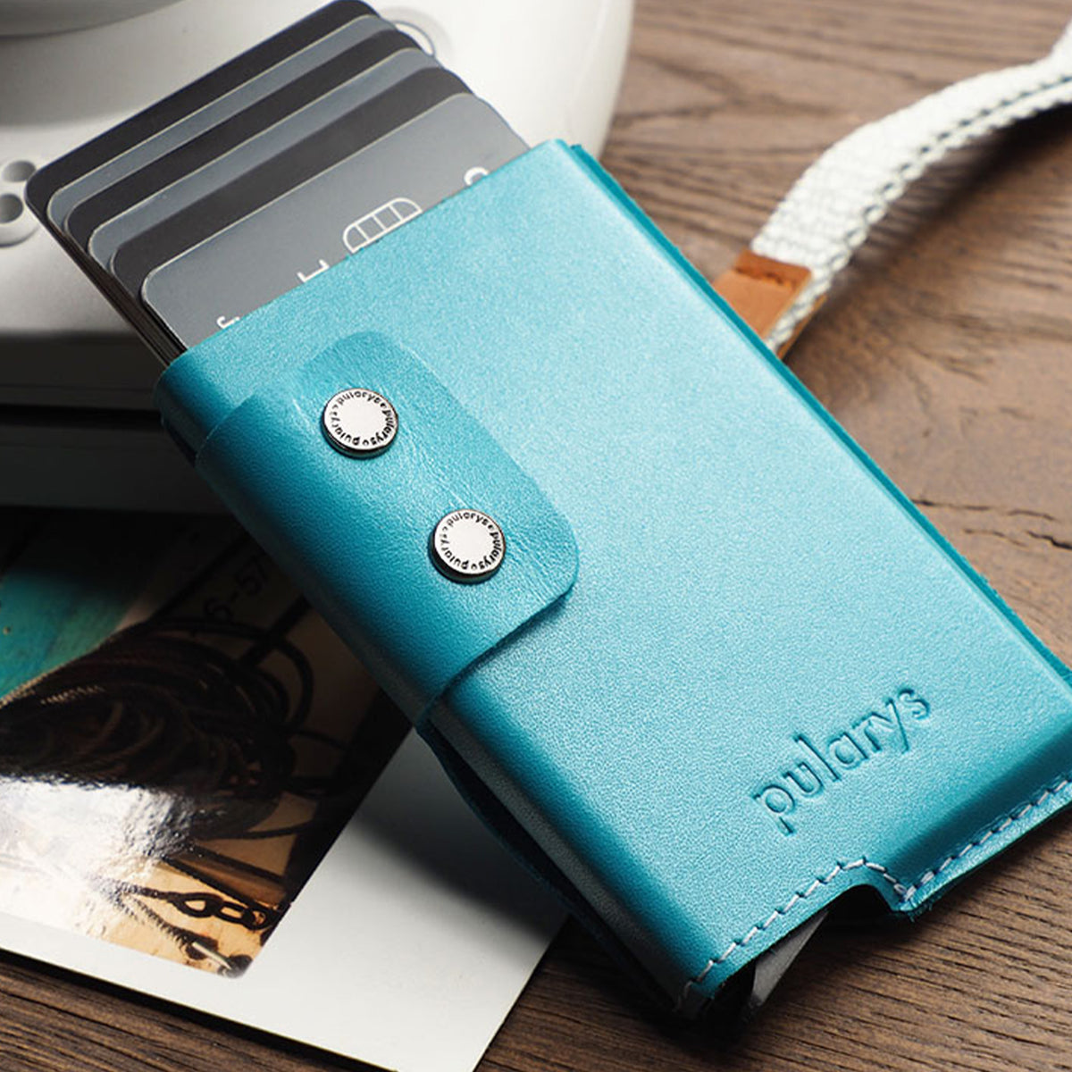 Funky RFID Wallet – Retro 51 Promotional
